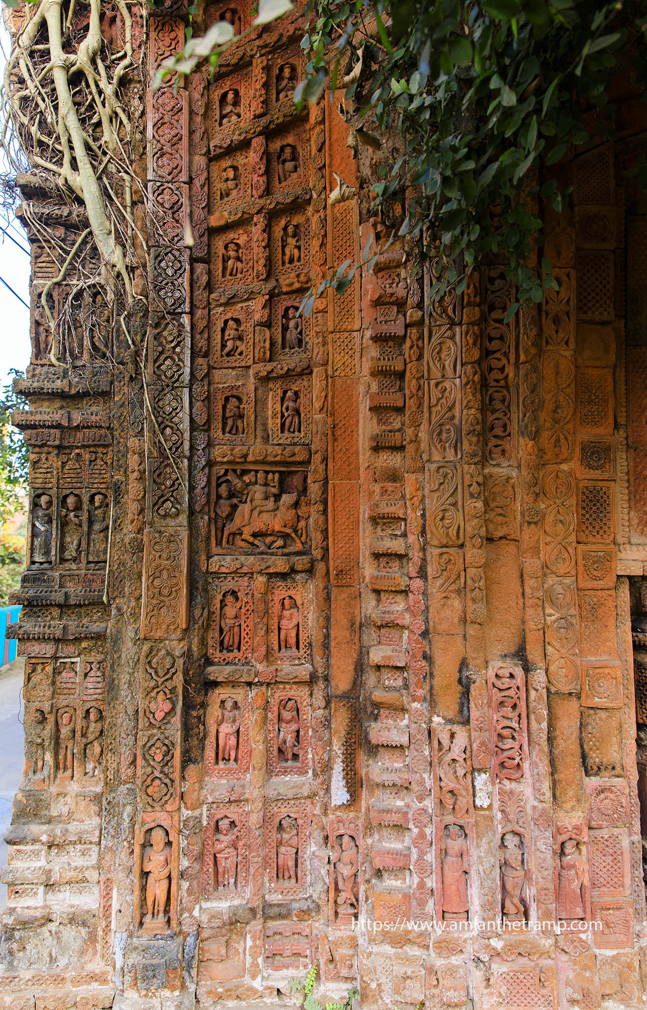 A day trip to Halisahar – The Tramp